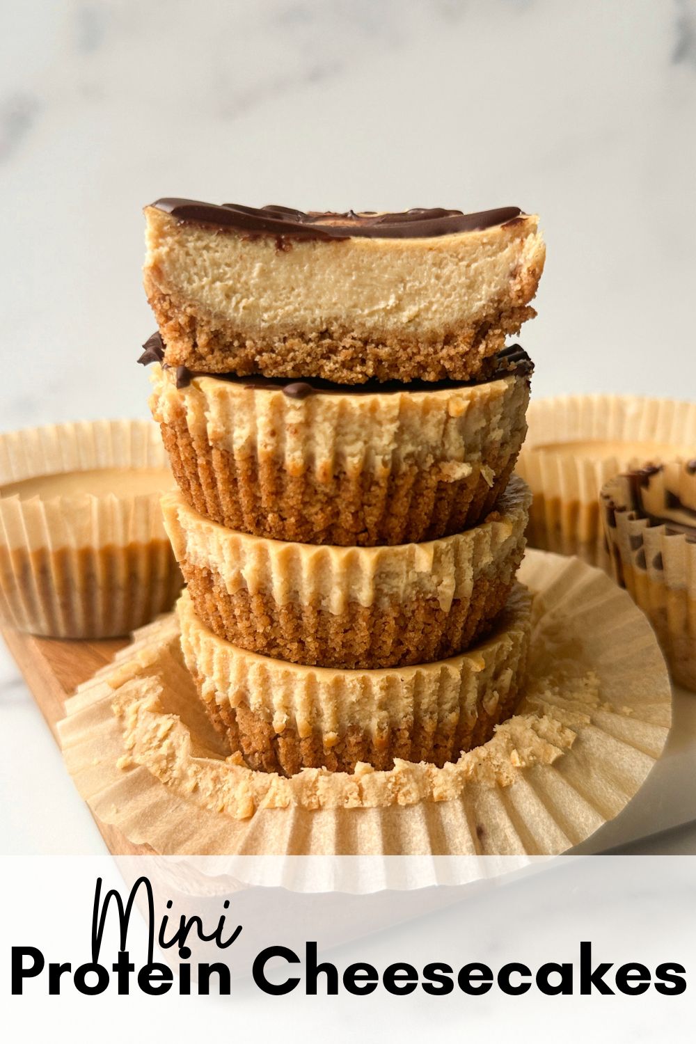 Mini Protein Cheesecakes - hellofrozenbananas.com