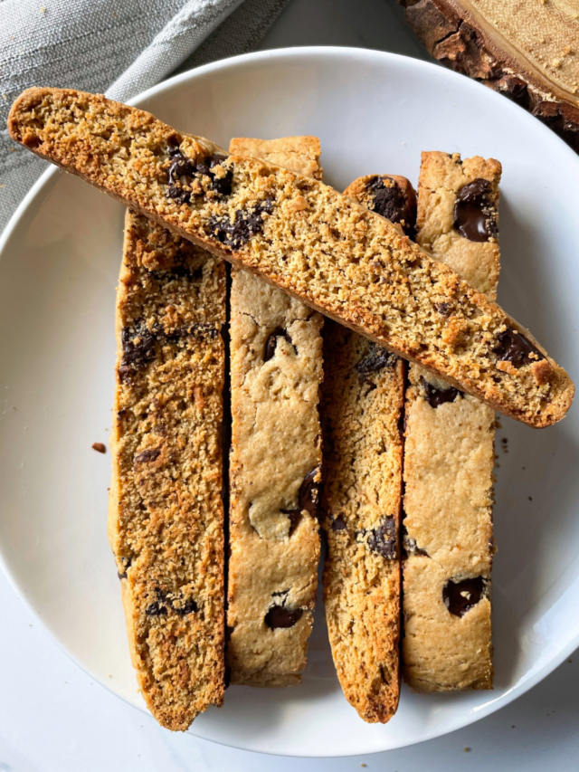 Gluten Free Biscotti - hellofrozenbananas.com