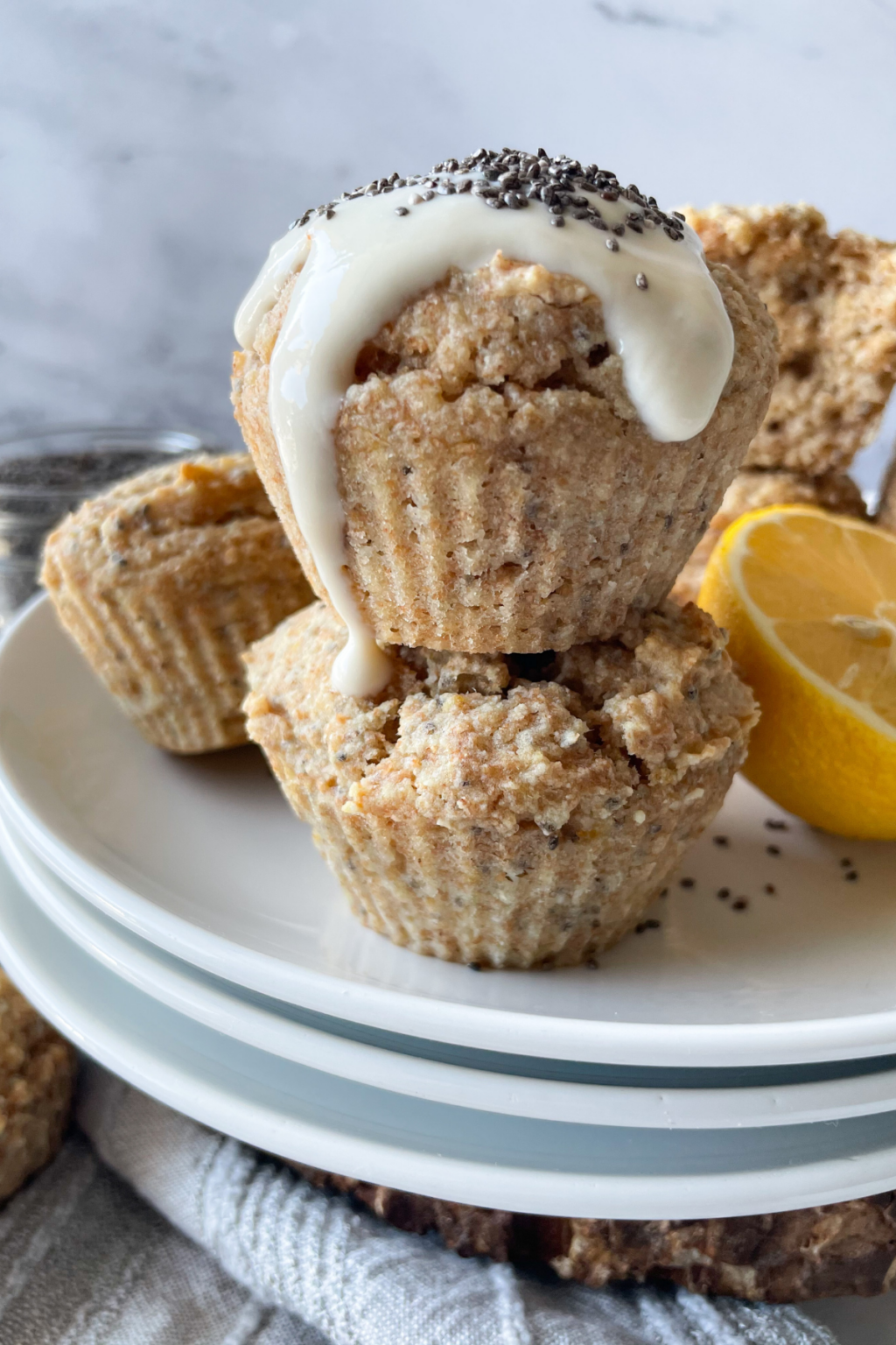 Healthy Lemon Chia Seed Muffins - hellofrozenbananas.com