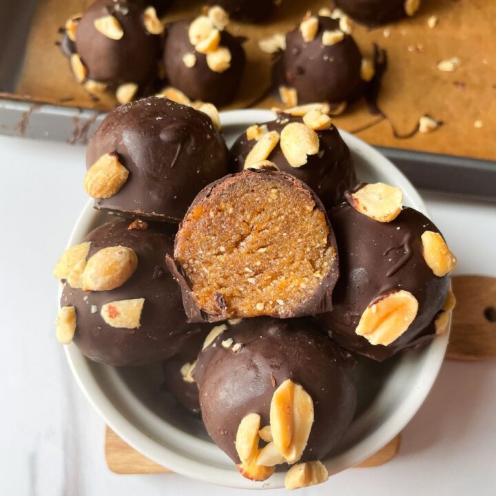 4 Ingredient Snickers Bliss Balls {Vegan & Gluten Free ...