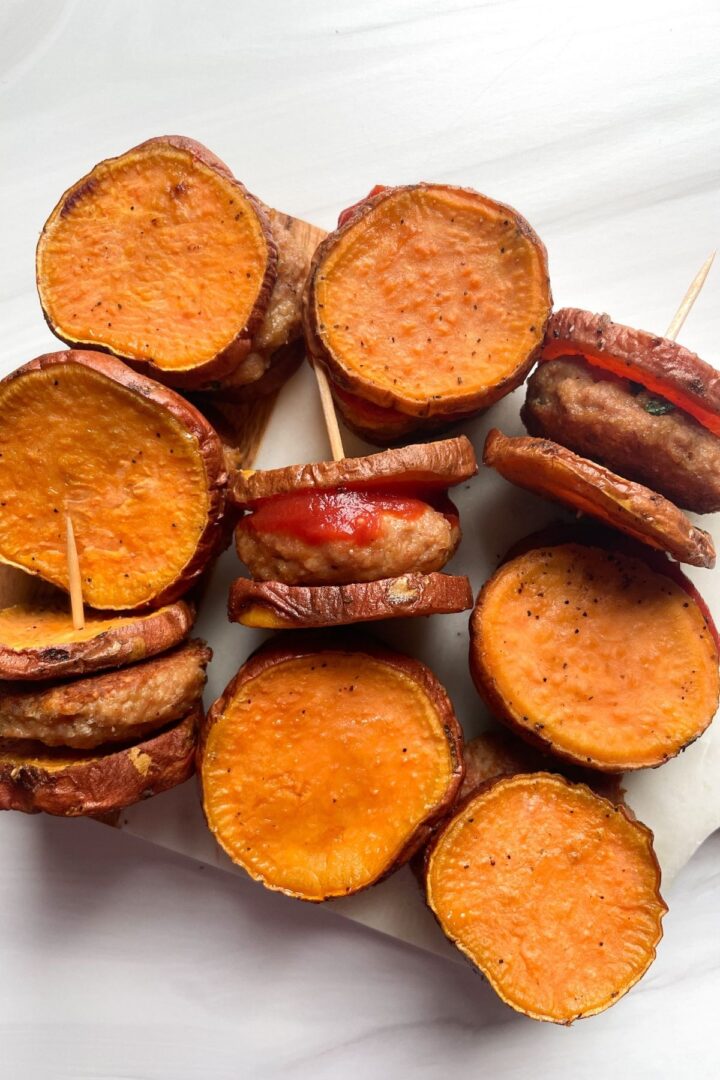 Turkey Sweet Potato Sliders (Paleo) - hellofrozenbananas.com