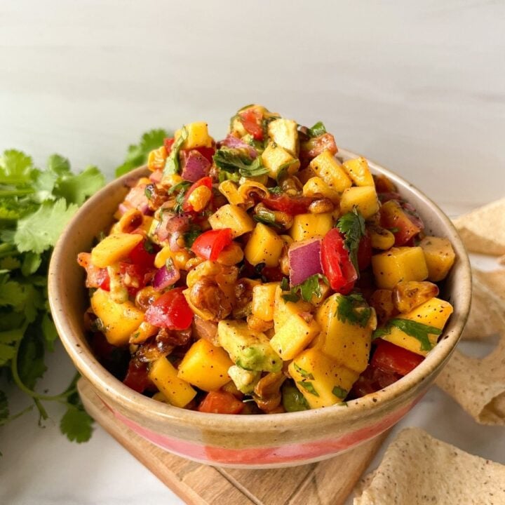 Mango Corn Salsa - hellofrozenbananas.com