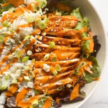 Buffalo Chicken Rice Bowl - hellofrozenbananas.com