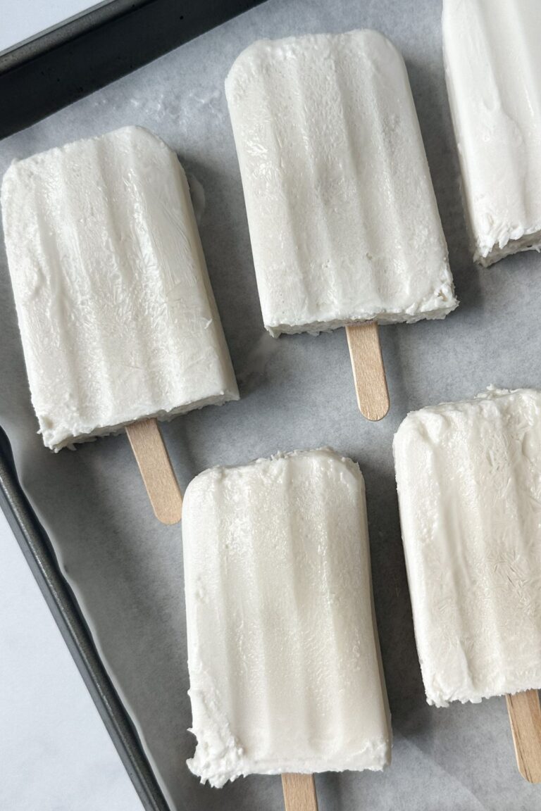 Coconut Popsicles - hellofrozenbananas.com