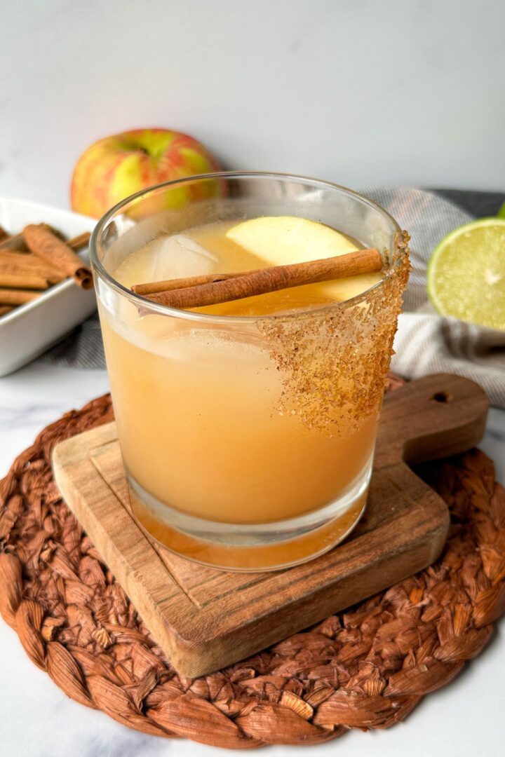 Fall Margarita - hellofrozenbananas.com