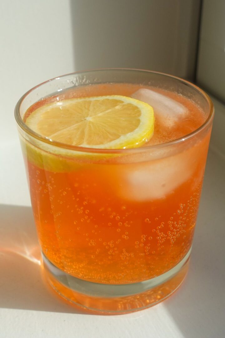 Gin Aperol Cocktail - hellofrozenbananas.com