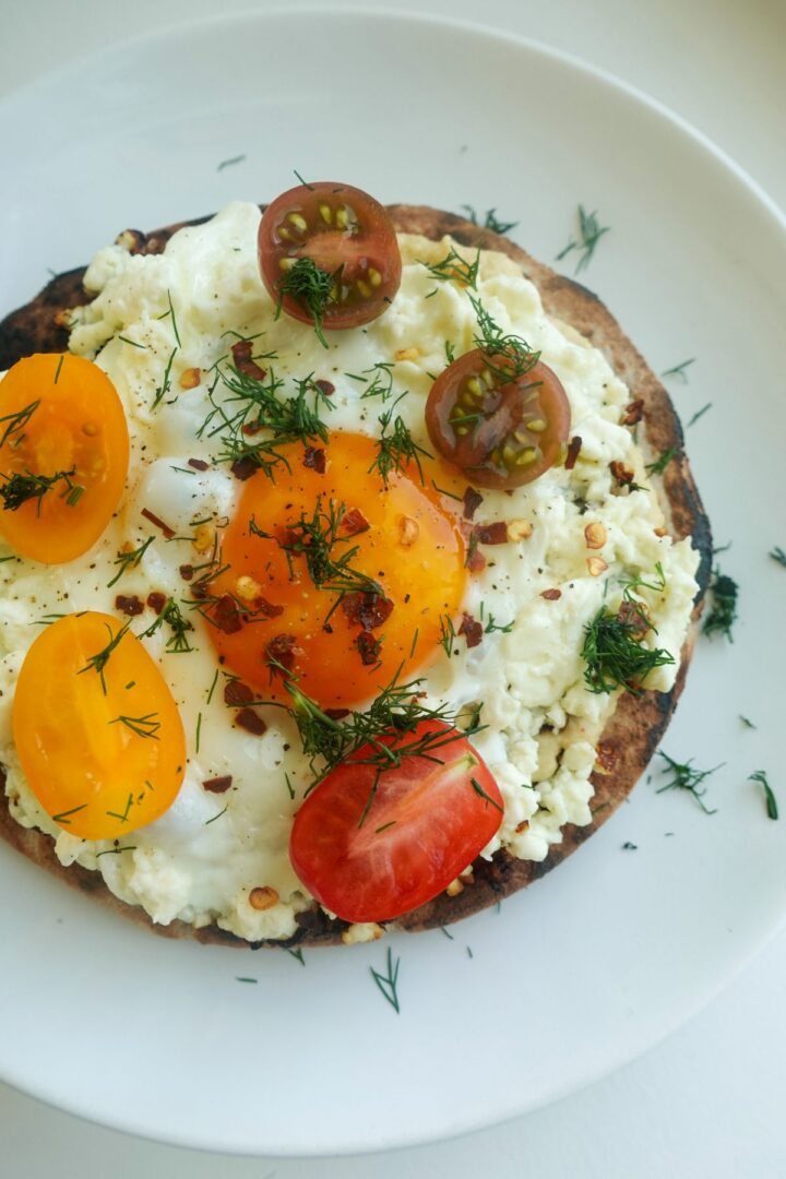 Feta Fried Eggs - hellofrozenbananas.com